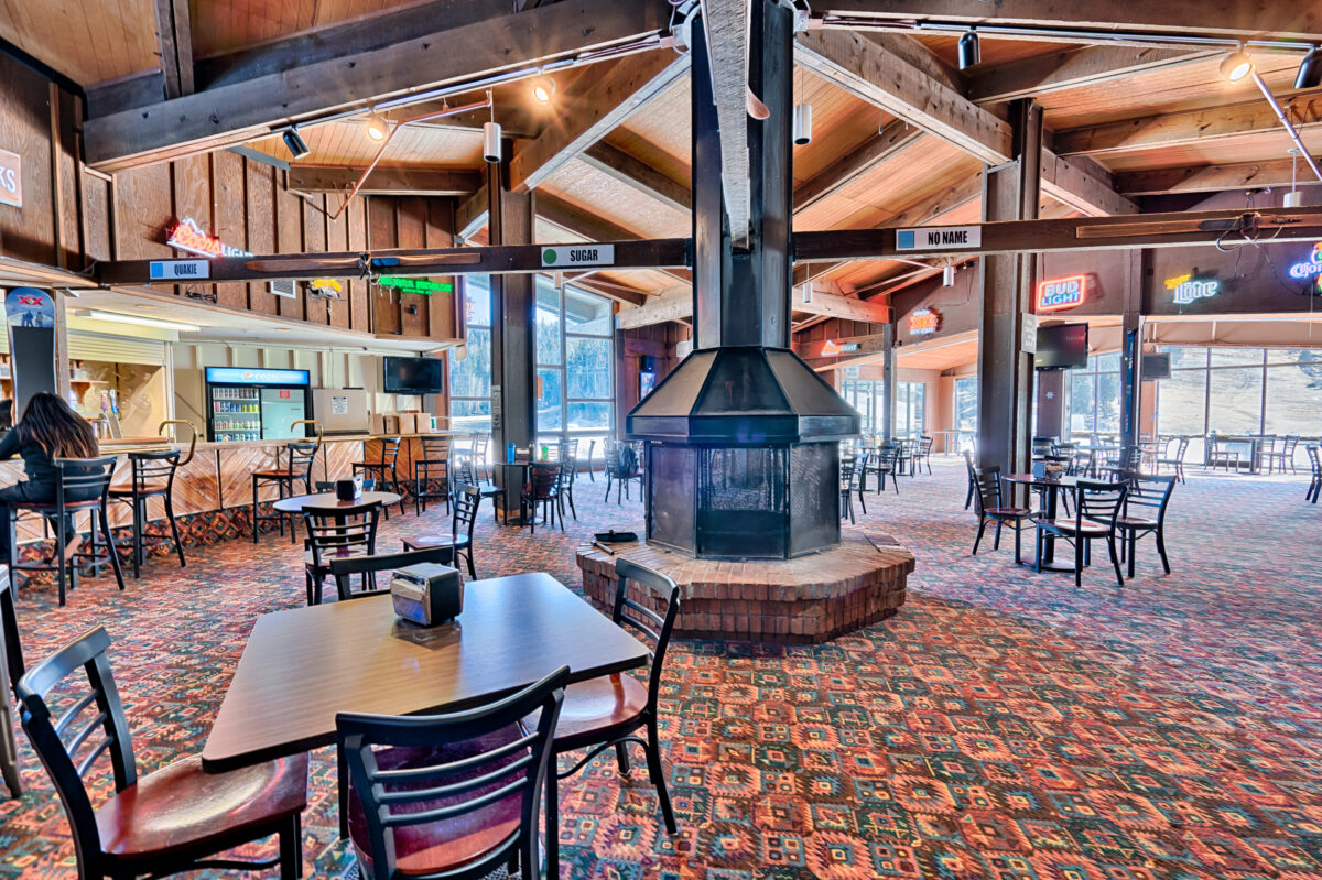 Dining - Sunrise Park Resort